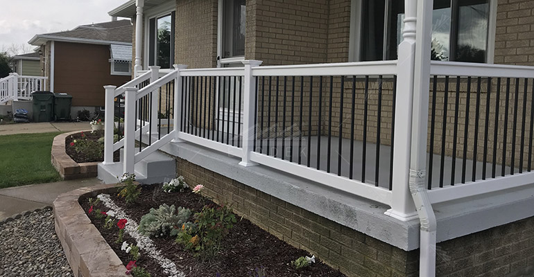 Low Maintenance Composite Deck Railing Ideas